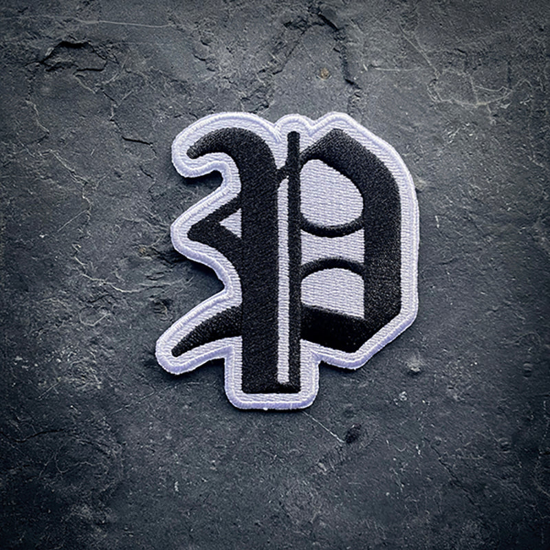 P alphabet patch, the letter "P" Old English - PATCH – TORVENIUS