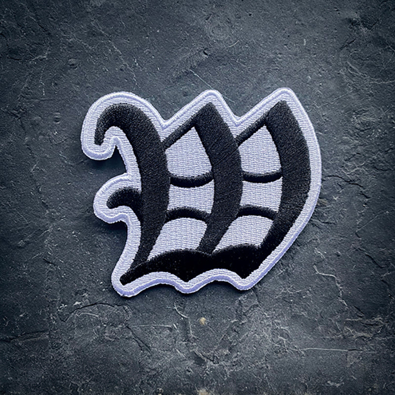 W alphabet patch, the letter "W" Old English - PATCH – TORVENIUS