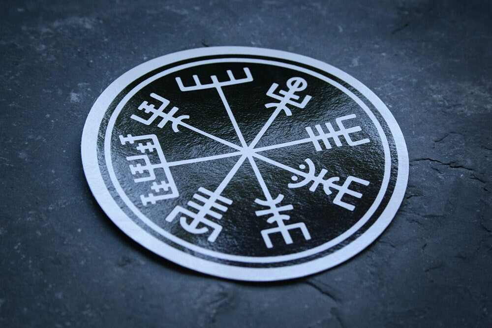 Vegvísir icelandic talisman - vinyl STICKER – TORVENIUS