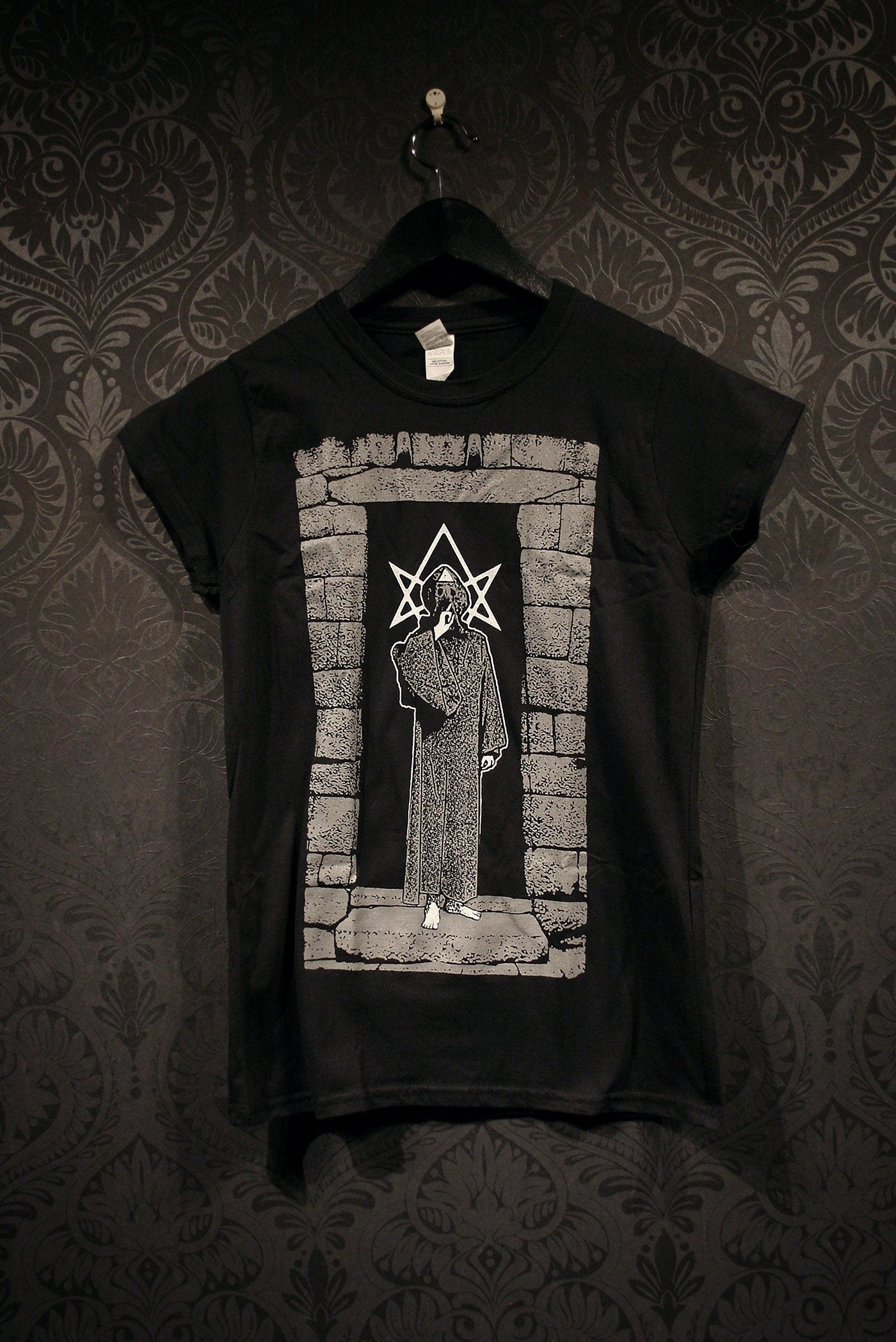 Aleister Crowley, Thelema temple - T-shirt female fitted – TORVENIUS