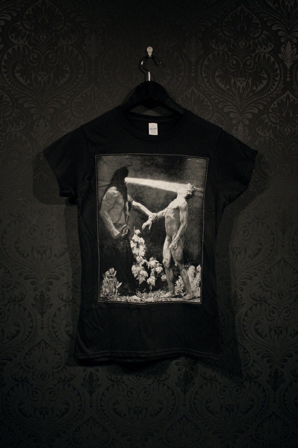 Hypnosis by Sascha Schneider (1904) - T-shirt female fitted – TORVENIUS