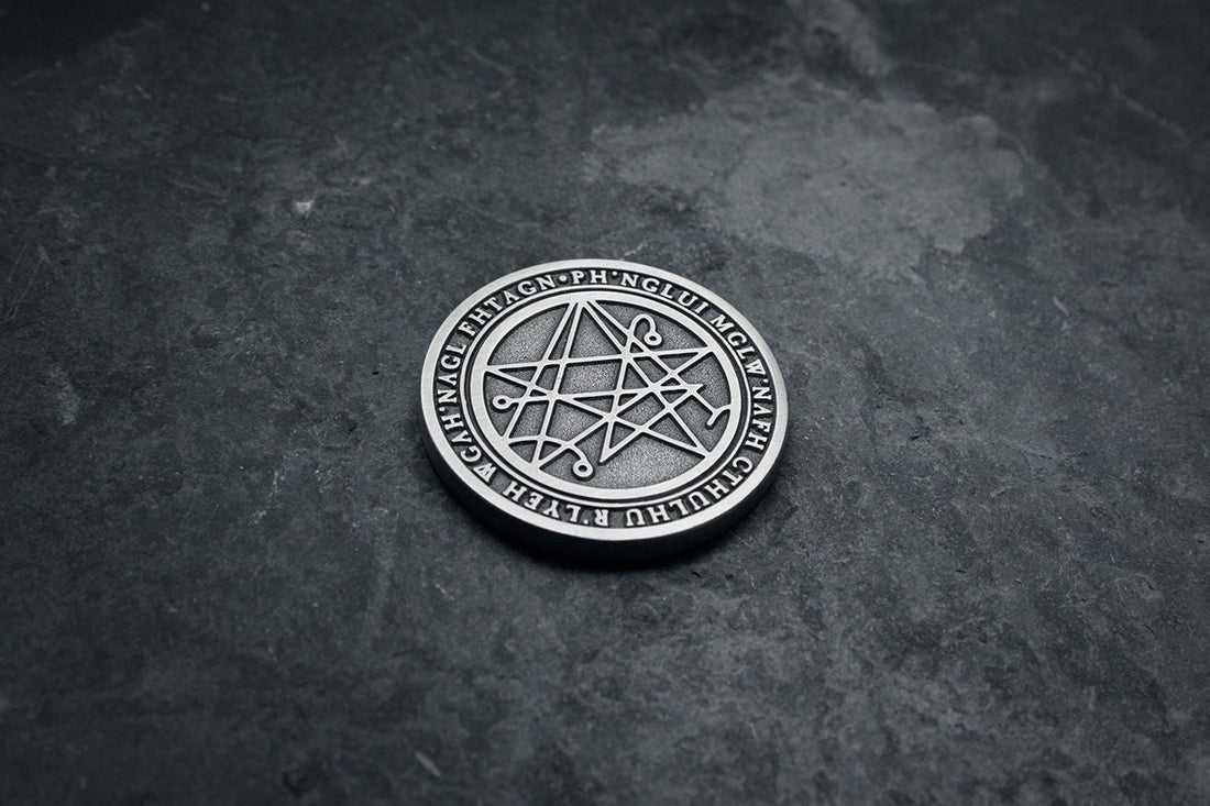 CTHULHU and NECRONOMICON coin - collectible divination flip COIN ...