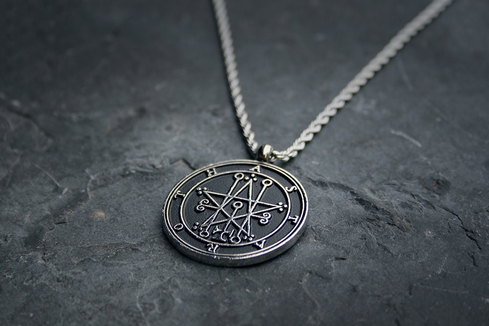 Astaroth demon, Ars Goetia - NECKLACE – TORVENIUS